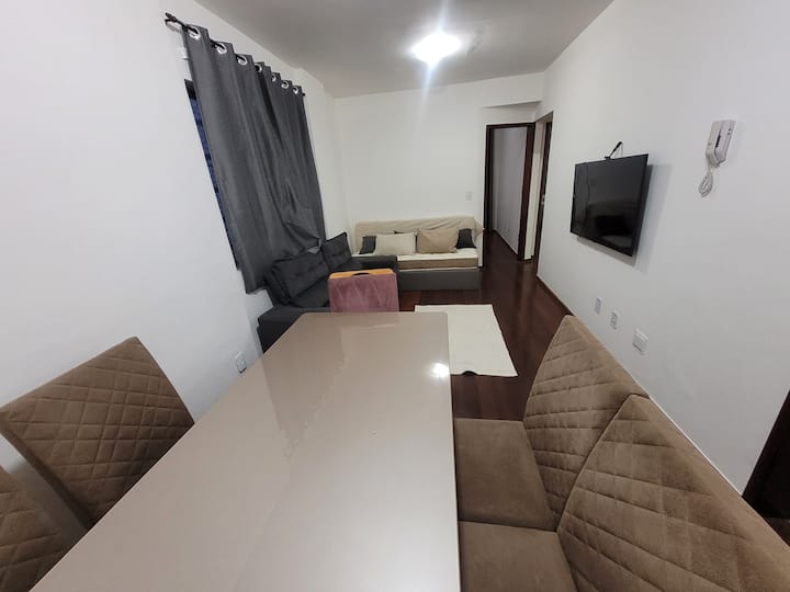 Buritis - Família, Empresas & Grupos - Belo Horizonte