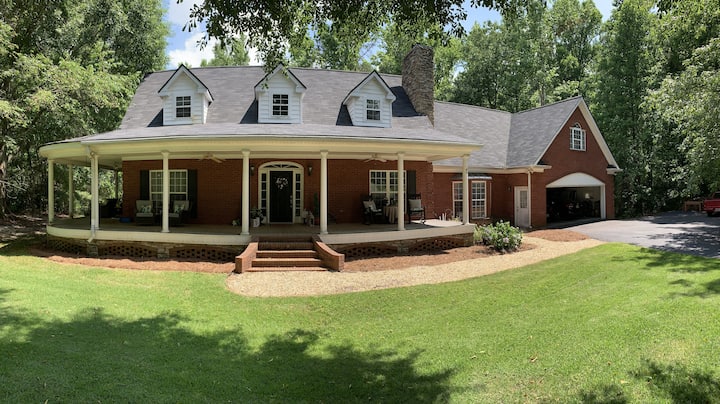 Private 6br Estate On 6 Acres | Easy Drive To Atl - Villa Rica, GA