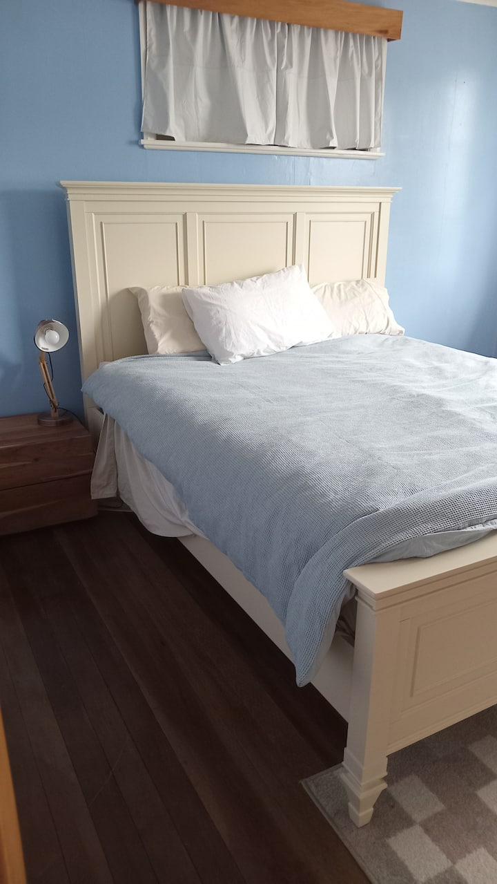 The Pink House - Masterton