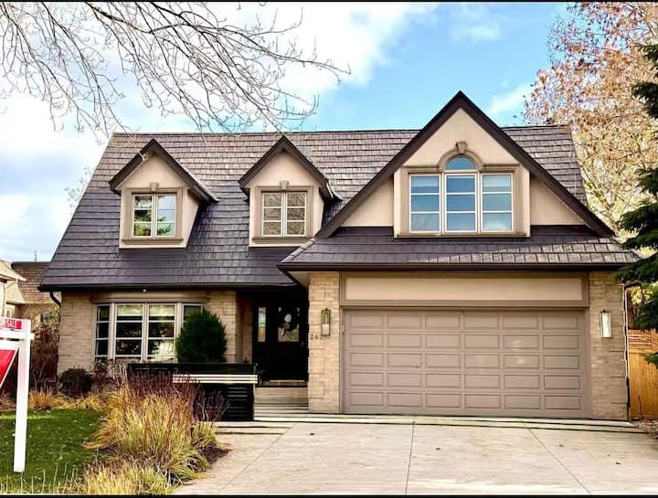 Spacious 6br Family Home Oakville Lake Monthly - Oakville