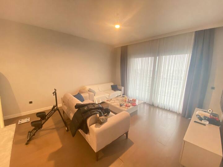 4 Bedroom 2.5 Bathroom Apartment In Residence - İstanbul