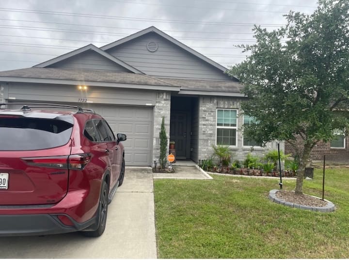 House 5mi To Iah Airport - 훔블