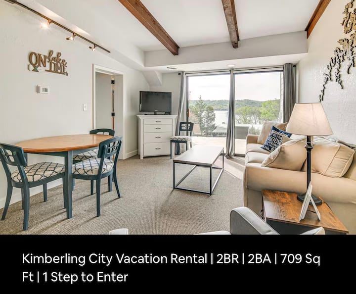 Lakeview Retreat Right Next To The Pool. - Kimberling City, MO