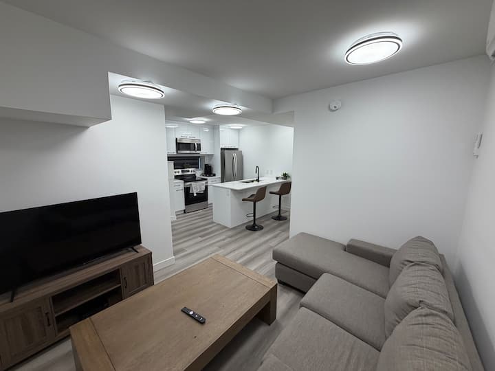 Brand New Suite | Steps To Corydon | 2 Bed, 1 Bath - Winnipeg