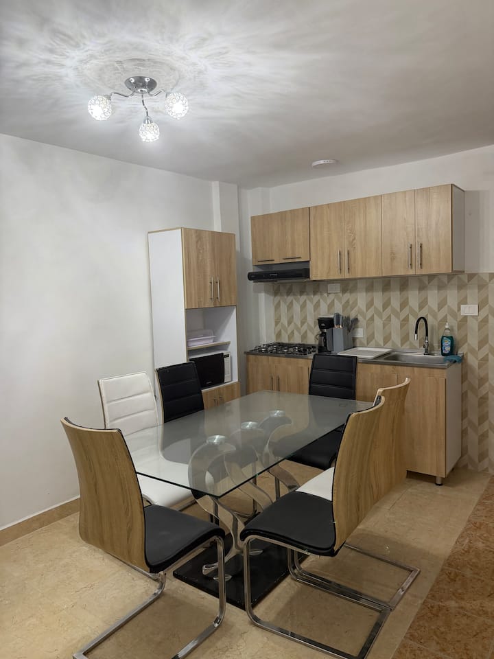 Casa Primer Piso Centro Tulua Con Parqueadero - Tuluá