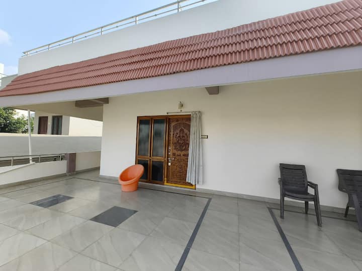 Sri Nandanamu - Rajahmundry