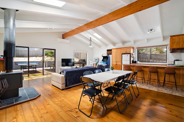 Spacious Queenslander - Style Beach Retreat - Rye