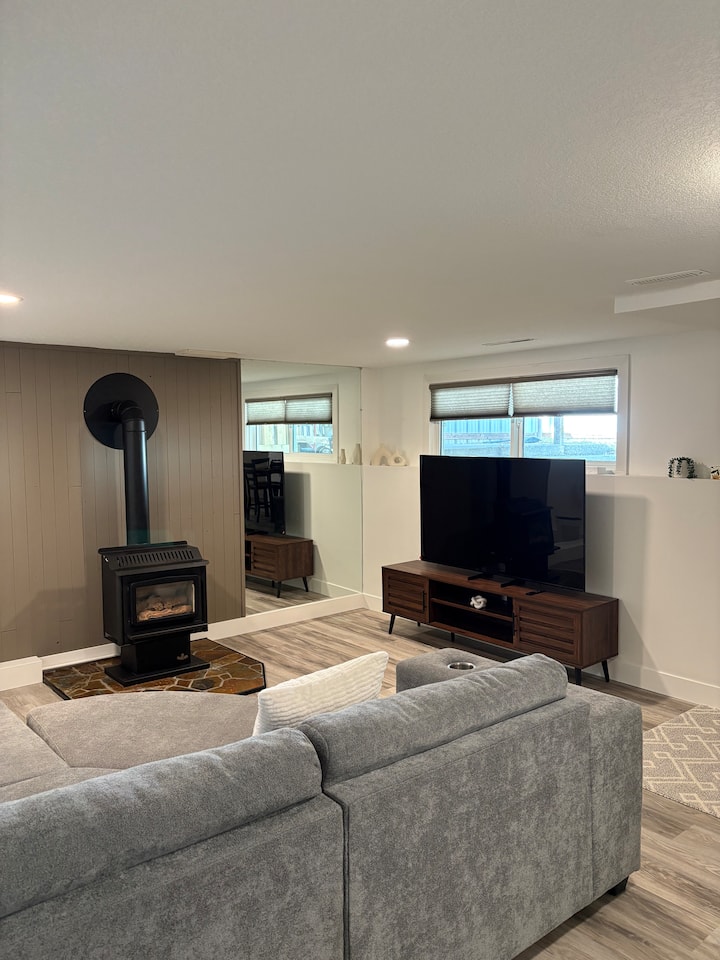 Cozy Basement Suite - Lethbridge