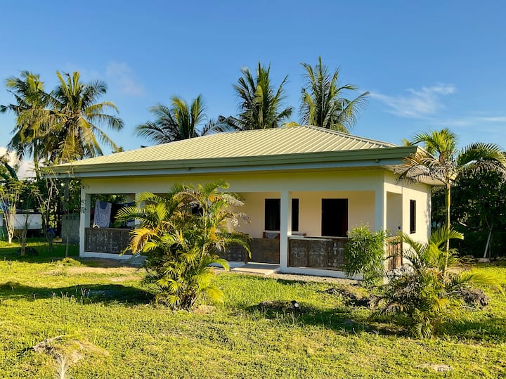 Luna | Walk To Sardines & Beach - Moalboal