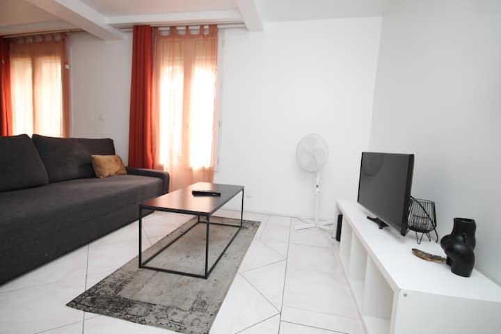 Mignon 2 Pièces Proche Transports - Choisy-le-Roi