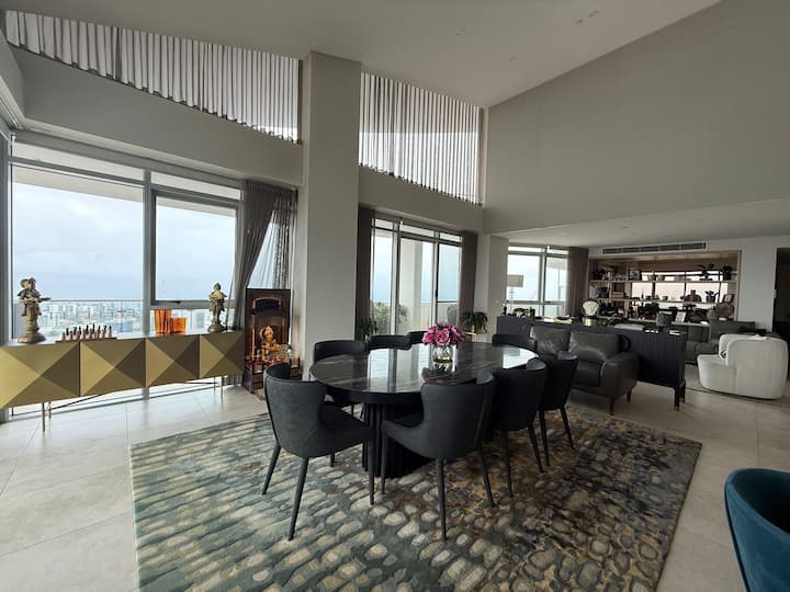 Ocean View Luxury Penthouse - Wollongong