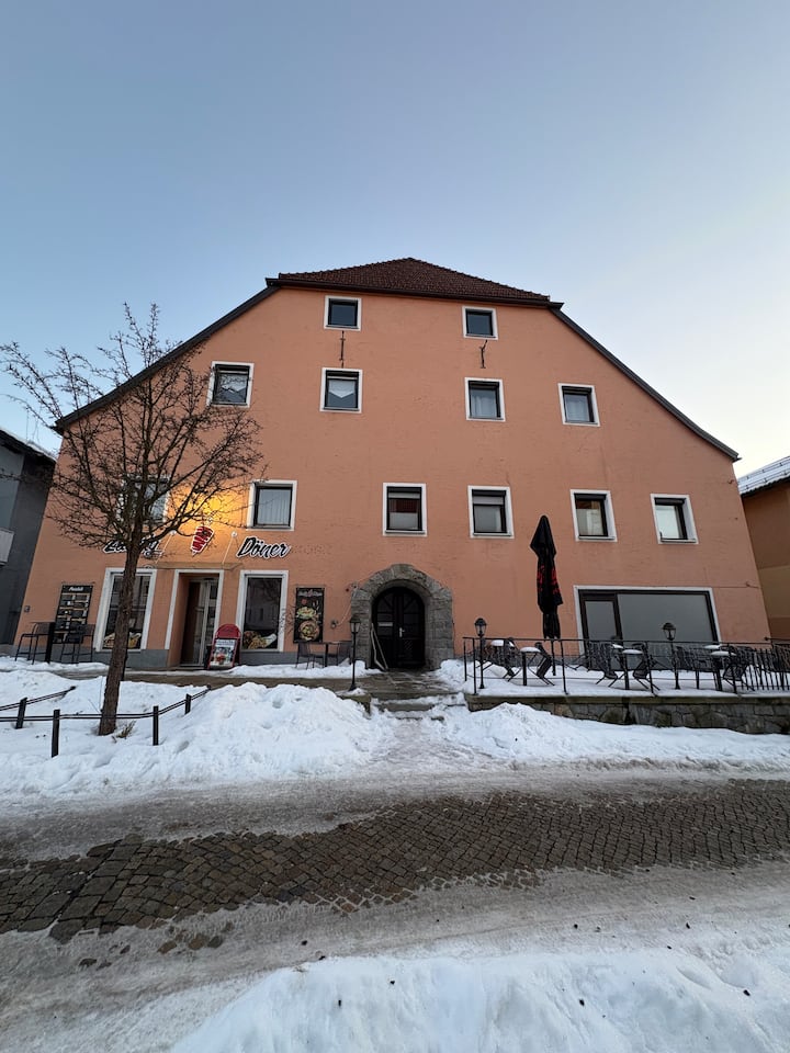 Zimmer Azzurra, Einfaches Ruhiges Zimmer. - Habischried