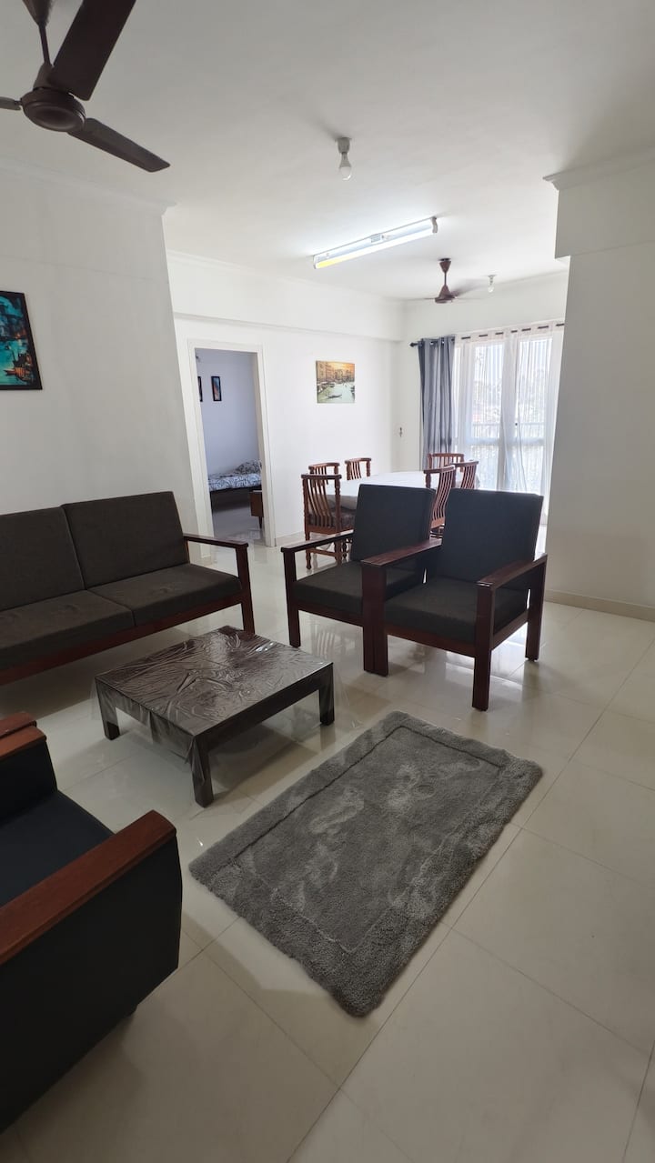 2bhk Flat In Kumarapuram: Near Kims & Med College - Thiruvananthapuram