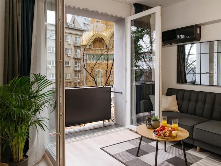 Grace - Old Town I Free Street Parking I Balcony - Bukareszt