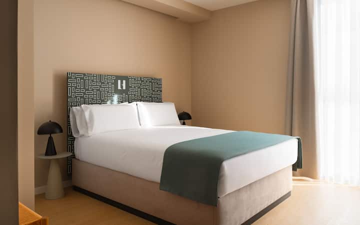 Alicante Avinguda Jijona |Studio Wheelchair Access - Alicante