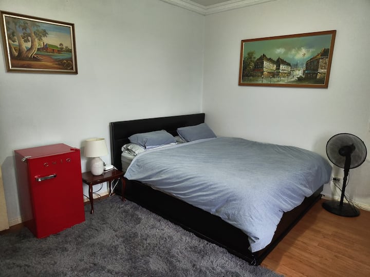 Beautiful Modern Room In A Well Equipped Farmstay - Camden