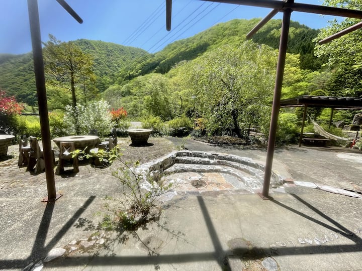 渓流の音と音楽に浸る一軒家｜専用庭でBbq＆焚火【大型車ok・高山】 - Takayama