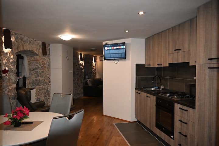 Apartman Leona City Centre + Parking Petfriendly - Senj