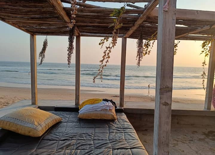Driftwood Beach Escape At Sandspit, Karachi - Karachi