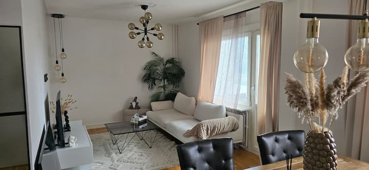 Modern Apartment 20 Min From Volvo - Göteborg