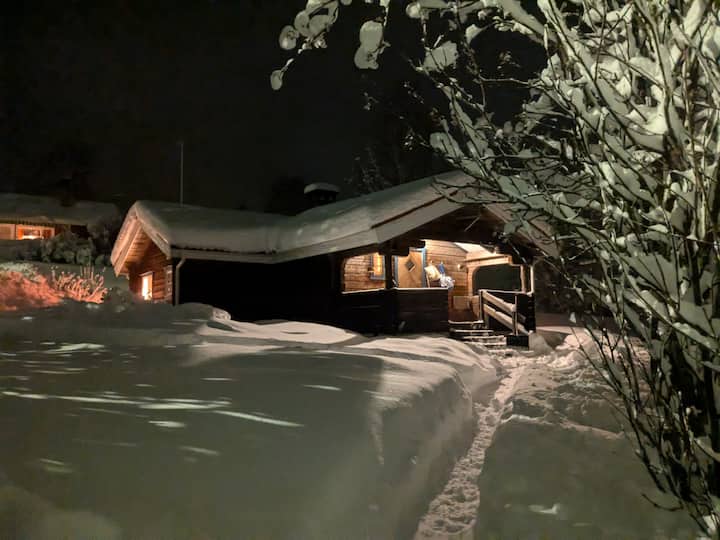 Perols - Liten Mysig Stuga Norr Om ÄLvdalen. - Älvdalen