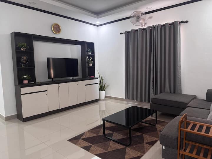 One Minimal House +One Ev Car (4 Seats) +Driver - Vientiane
