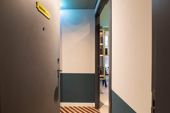 Deluxe Quadruple Room - Amsterdam