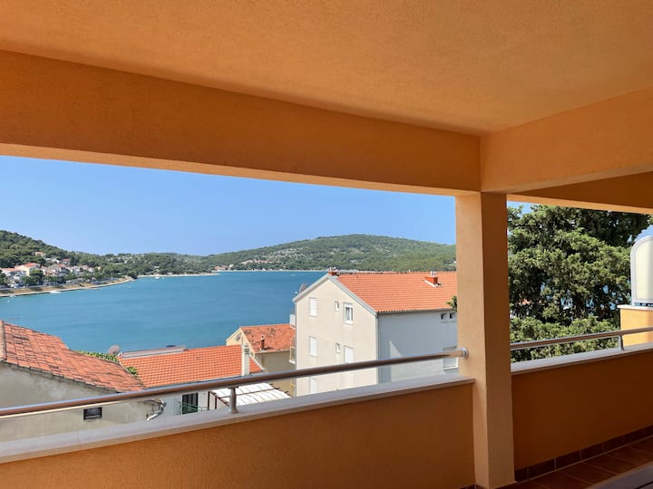 1 Bedroom Apartment In Tisno (2+0) - Tisno
