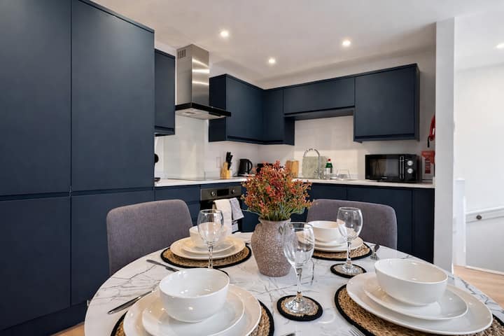 The Nest | Stylish 2-bed Apartment - Stratford-upon-Avon