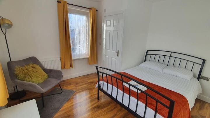 10% Off |Harbour House 4-bdr |Fast Wi-fi |Guest 7 - 웰링버러