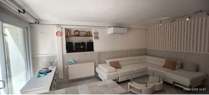 Logt 2 Chambres, Piscine, Terrasse,  Proche Mer. - Fréjus