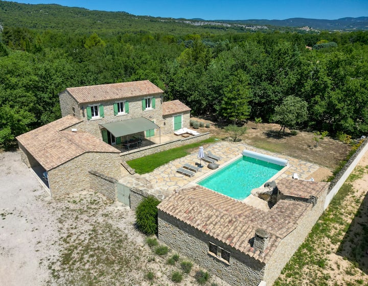 Maison De Famille En Pierre à Gordes - Gordes