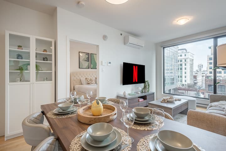 King Bed Old Port 2br + Parking - Brossard