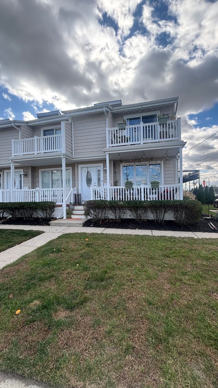 Two Bedroom 2 1/2 Bath - Brigantine, NJ