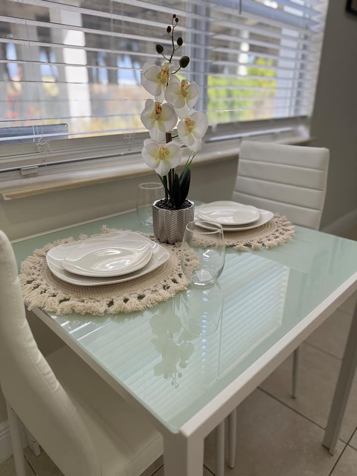 Y & Y Acogedora Suite A Tan Solo 5 Mn Del Mar. - West Palm Beach, FL