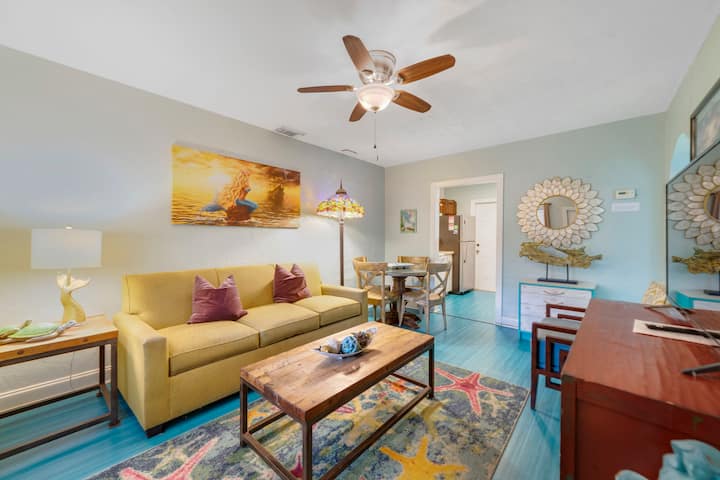 Beach Place Guesthouses Bldg/mother Listing Nqq2 - Cocoa Beach, FL