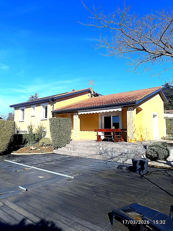 La Parenthèse – Maison Familiale Avec Piscine - Neuville-sur-Saône