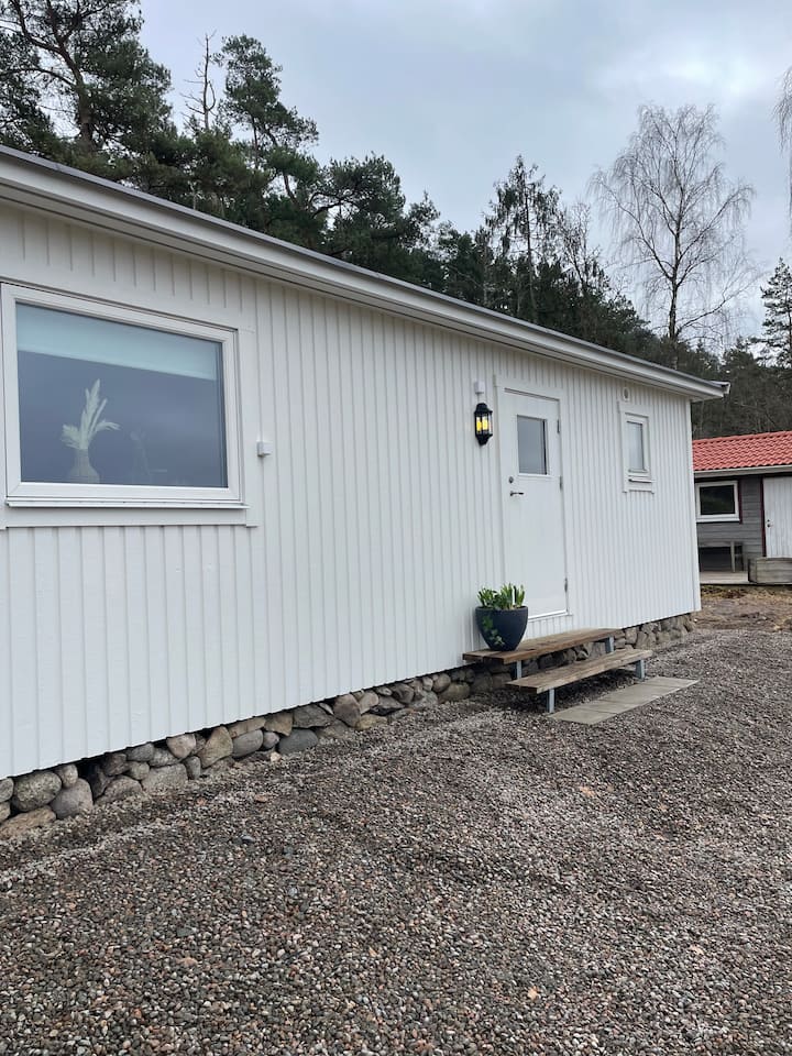Lantligt Belägen Stuga 2 Km Till Havet - Varberg