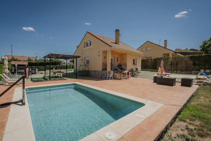 Disfrutar Y Relajarse El Robledal - Villacastín