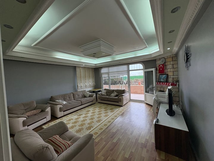 Silivri Selimpaşa Da Bahçeli Denize Sıfır Ev - Silivri