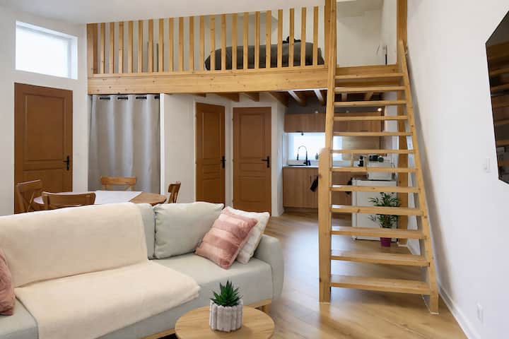 Escapade Cosy à Auxonne - Coin Nuit En Mezzanine - Auxonne
