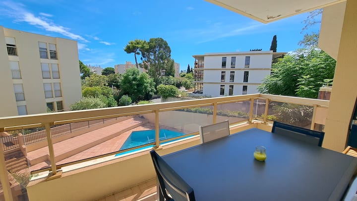 Détente Absolue - 3 Pièces Et Piscine - Antibes