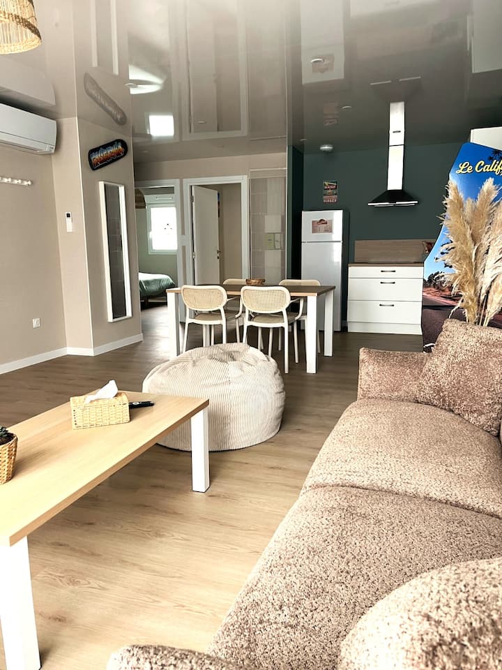 Laguna Beach - Suite Dans Résidence Avec Piscine - Maubeuge