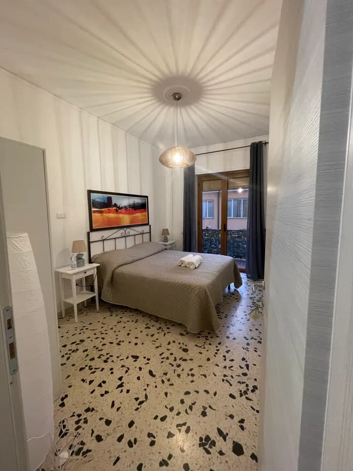 Centro Vallo - 2 Camere - 5 Posti - Colazione - Cilento