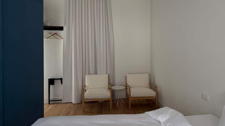 Central Spacious Room - Gand