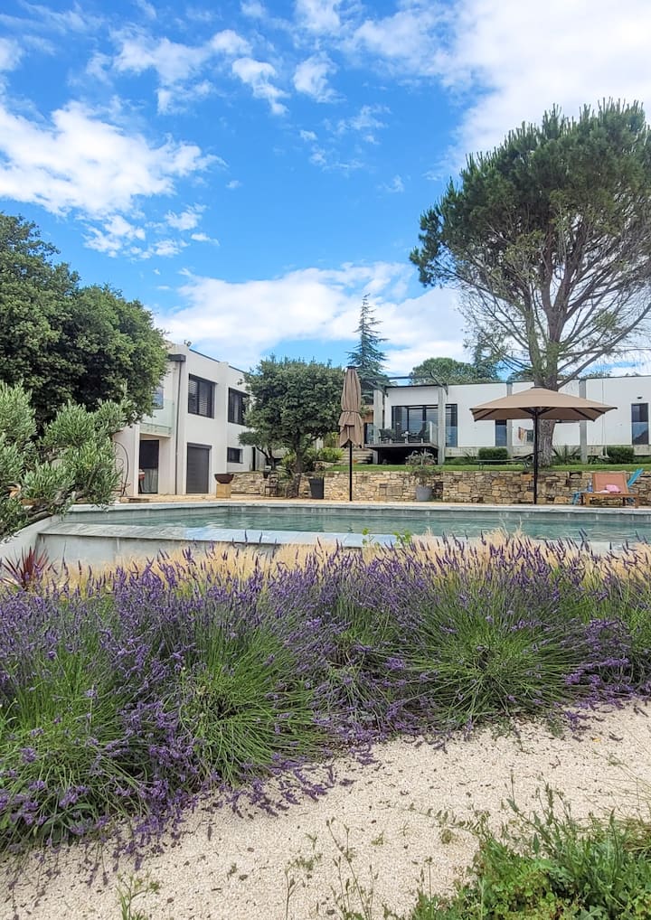 Villa 350 M2, 5 Ch, Proche Uzes, Clim, Piscine - Uzès