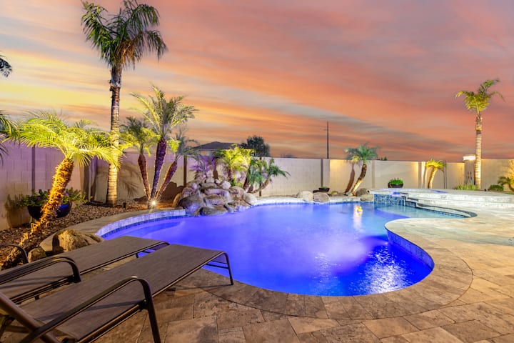 Spacious 3br W/ Pool & Spa Near Gila River Casino - Chandler