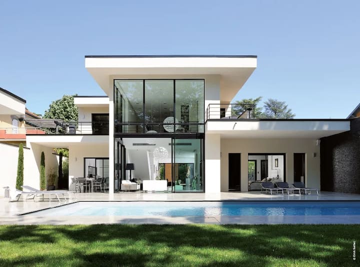 Empire New York Signature * * * * * - Annemasse