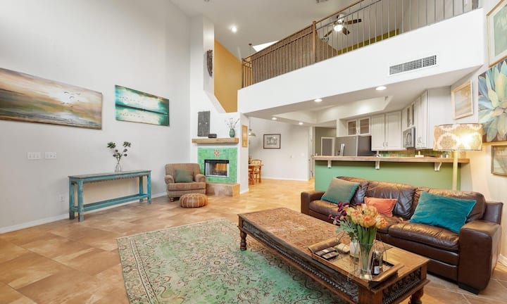 Spacious 2 Bed/2 Bath Townhome W/patios + Views - Fountain Hills, AZ