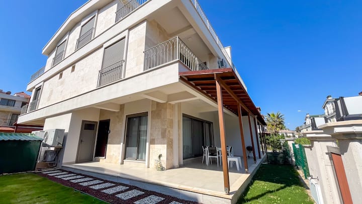 Ayvalıknurhanımevleri@

Sarımsaklı Kumsalında - Ayvalık